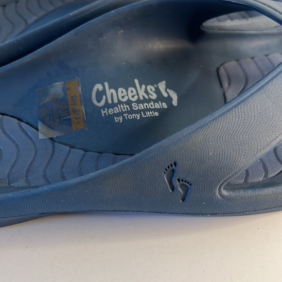 Cheeks Health Sandals by Tony Little | Shoes | Awesomeness Cheeks ...